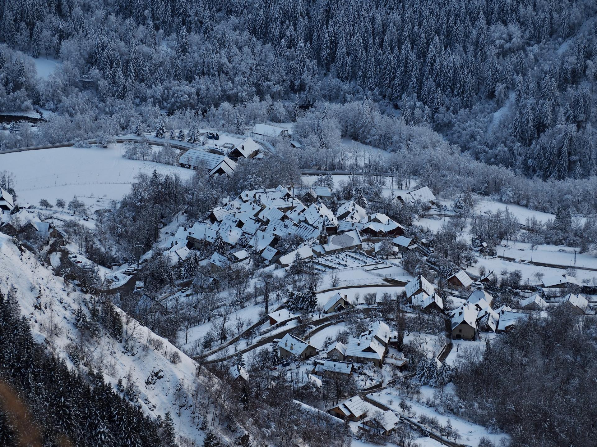 Venosc: mountain village in the Alps | Ski resort Alps : Les 2 Alpes ...